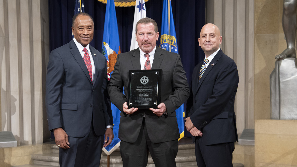 Omaha officer recognized as 'Officer of the year', first ever for Omaha ...