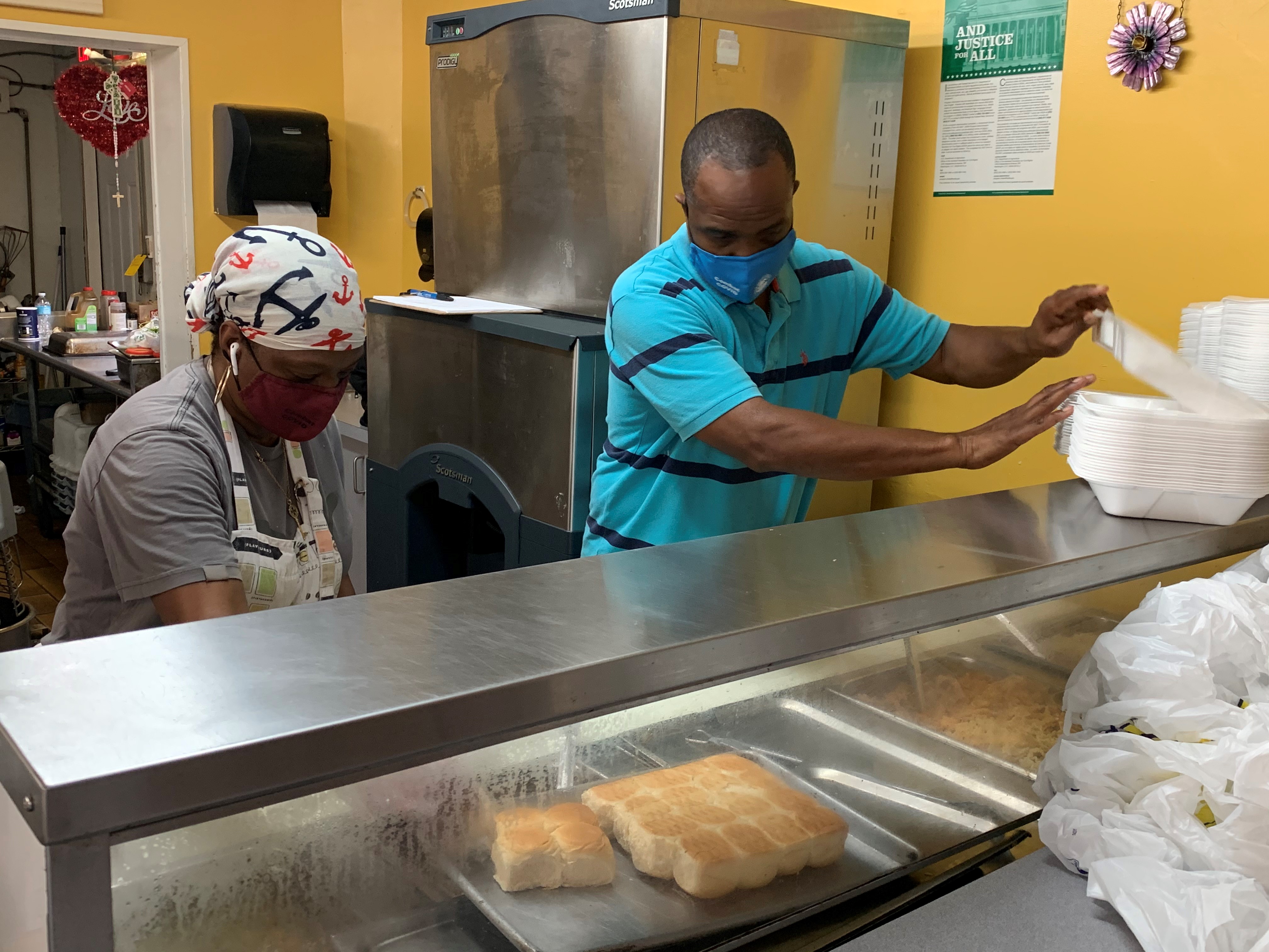 Soup kitchen in Lake Worth Beach providing food to needy families | WTVX